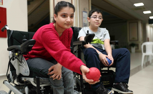 “Spastik engelli kızı için 55 yaşında boccia öğrendi” - İstanbul Times ...